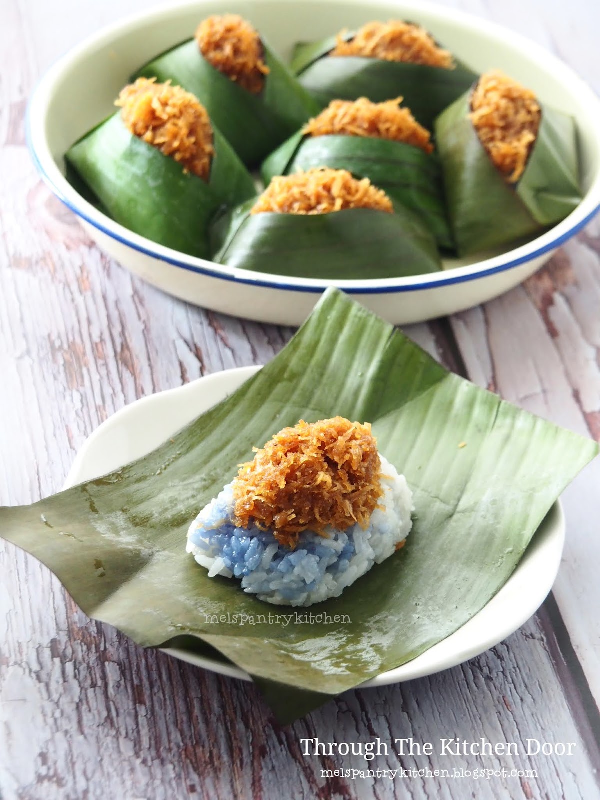 Through The Kitchen Door: Pulut Inti