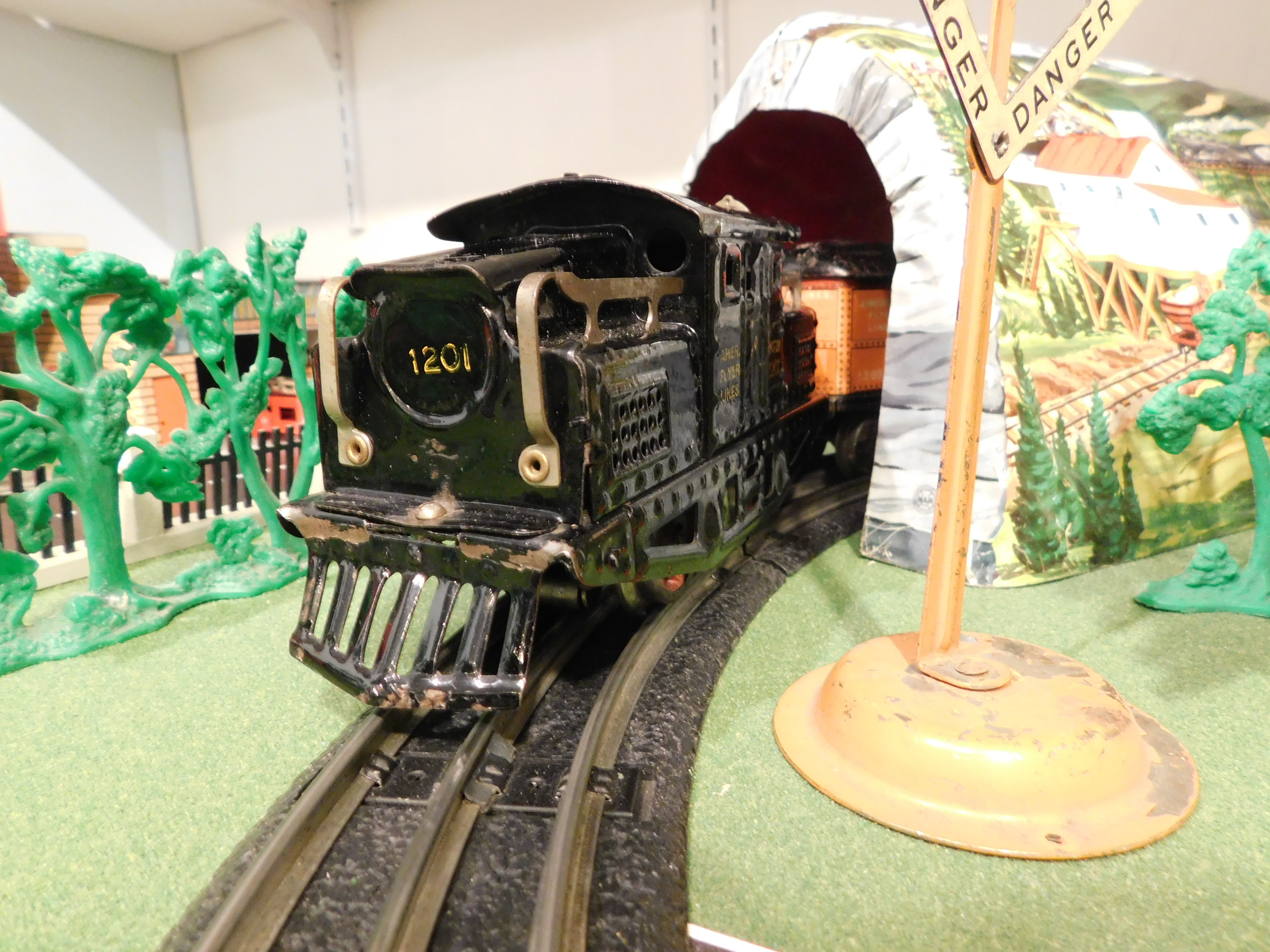 Toys and Stuff: TRAIN TIME: Joy Line and Prewar American Flyer Trains ...