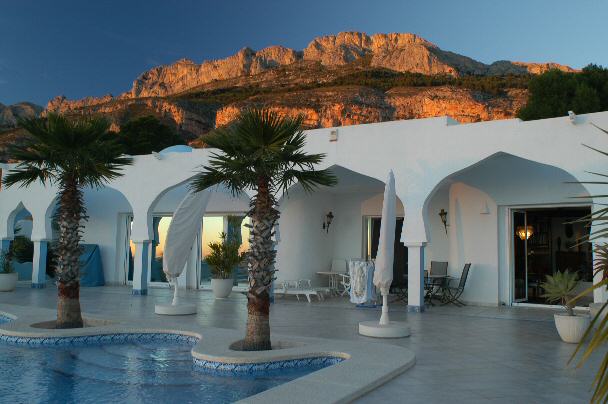 MarmaraHomes: ELHAMA PALACE