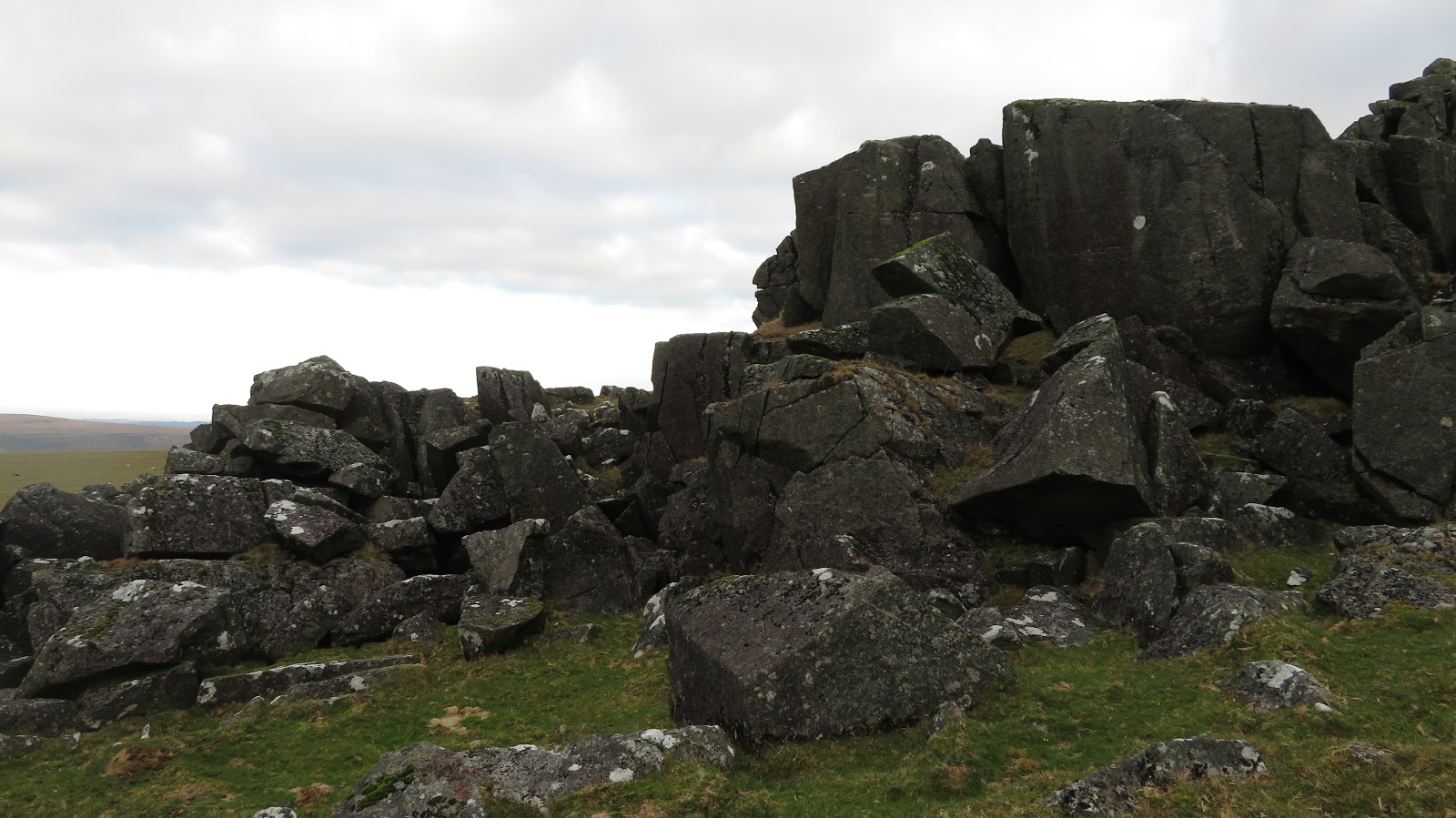 Max Piper - Tor Bagger: Dartmoor: Solving the Hare Tor and Clay Tor ...