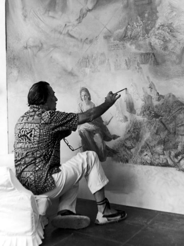 25 Candid Photographs of Salvador Dalí Painting in His Studio ~ Vintage ...