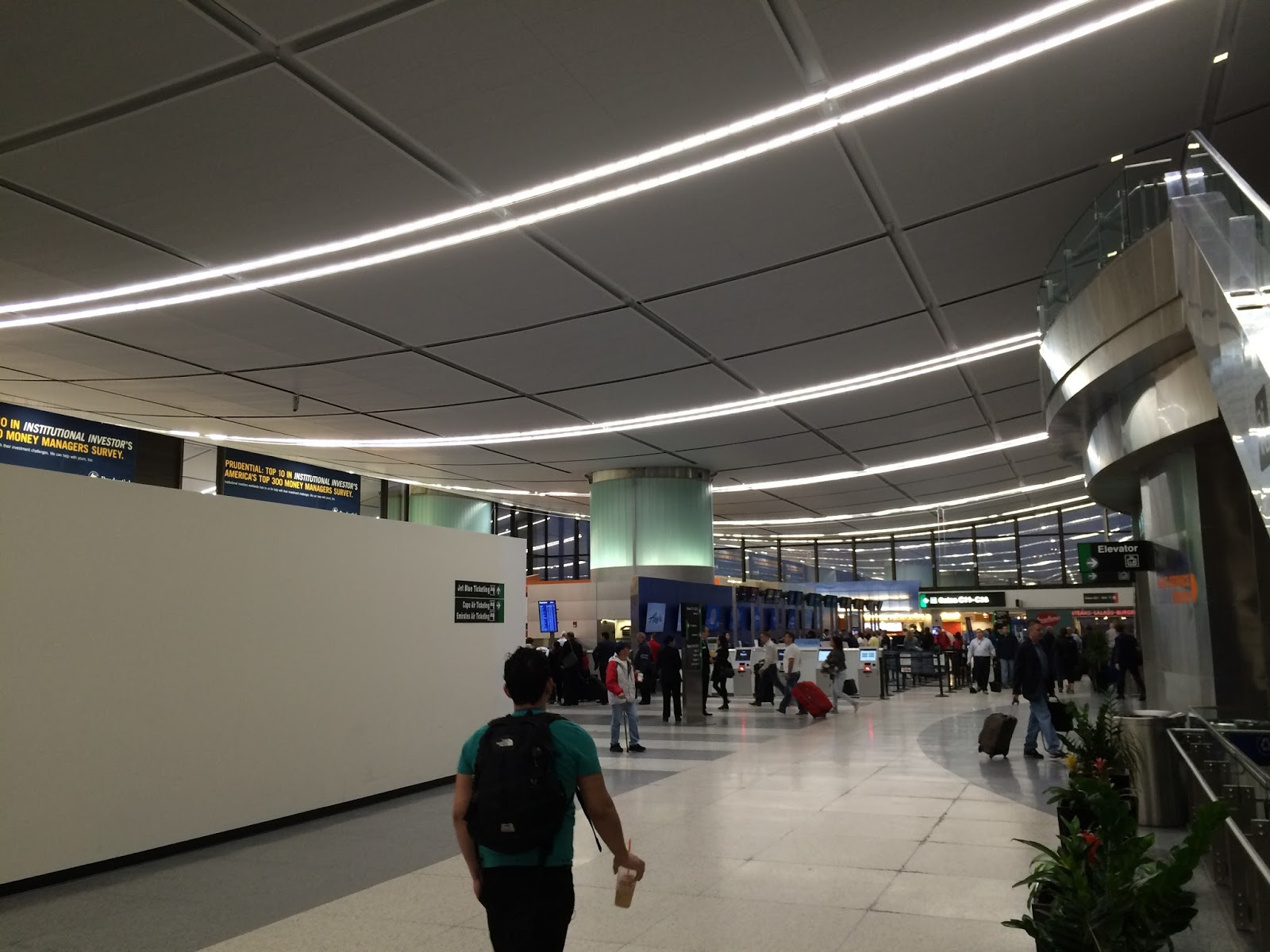 Flights Insider: [JetBlue] B6 619 BOS-SAN (Boston->San Diego) trip report