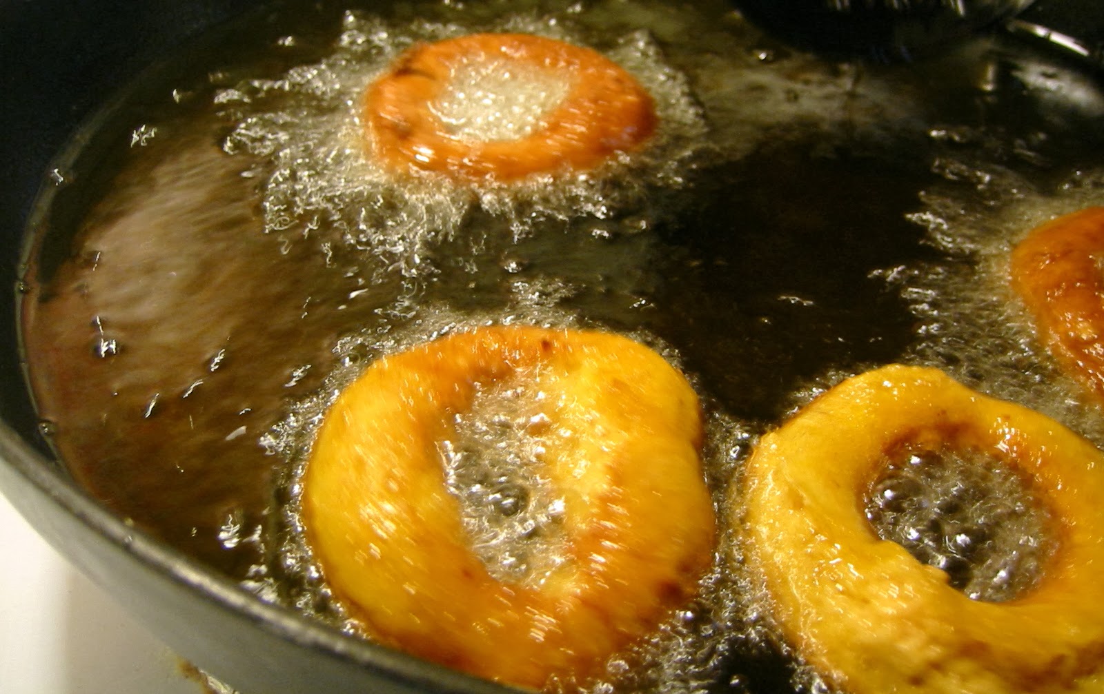 3 Cara Membuat Donat