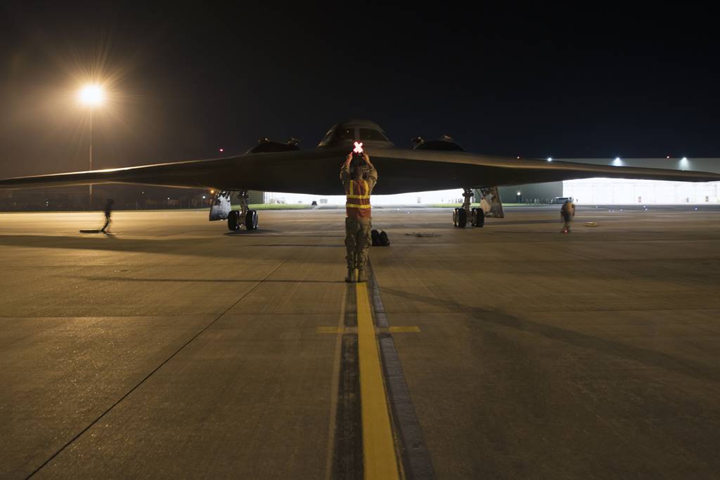 USAF B-2 bombers deploy to Europe - Blog Before Flight - Aerospace and ...