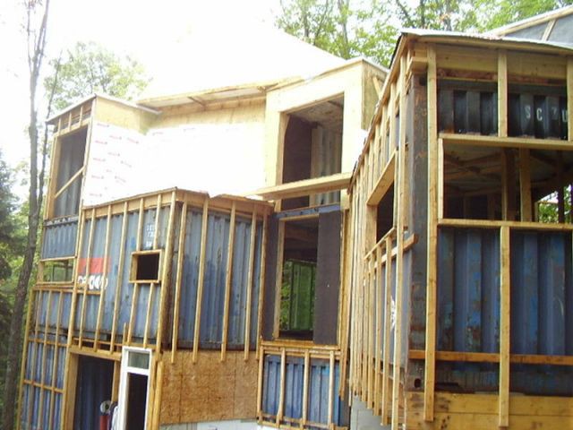 Shipping Container Homes & Buildings: 4 Bedroom Cargo Container Home ...