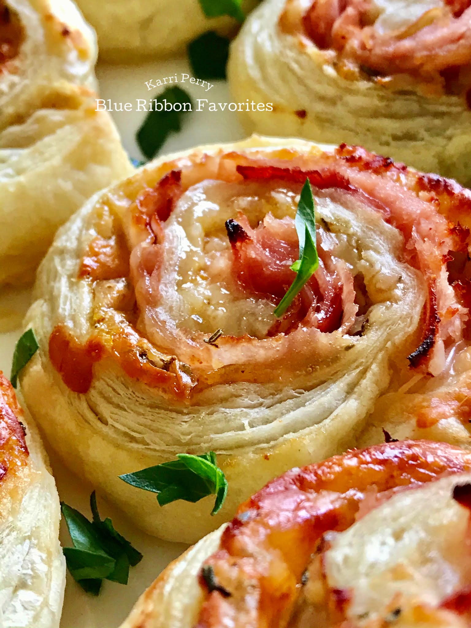 Blue Ribbon Kitchen: Cheesy Ham-Jam Pinwheels