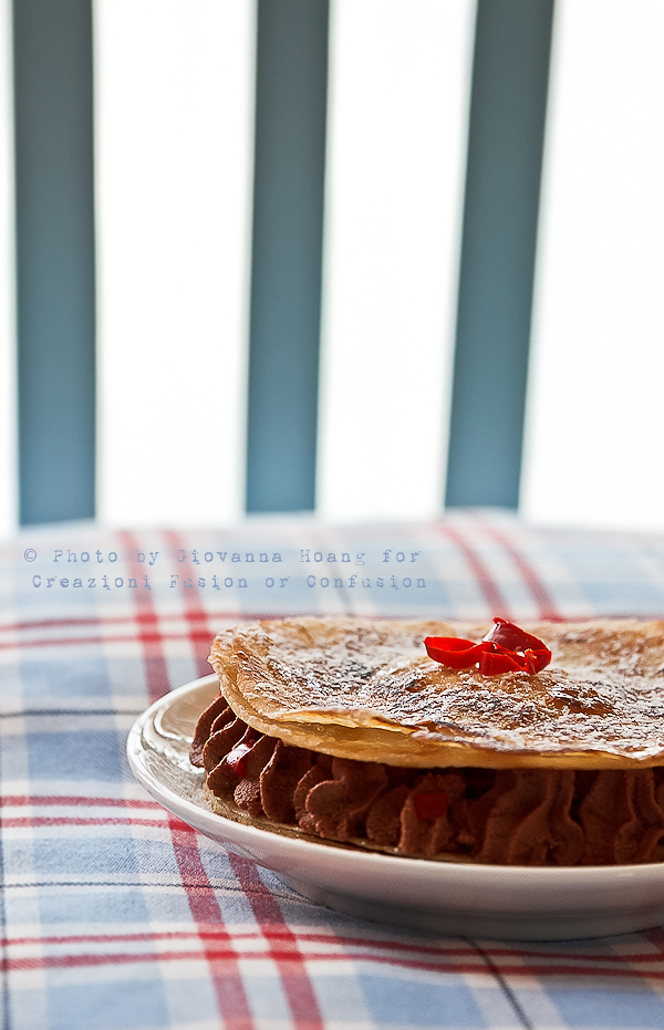 Piadina caramellata con spuma di cioccolato piccante - Friendly Kitchen