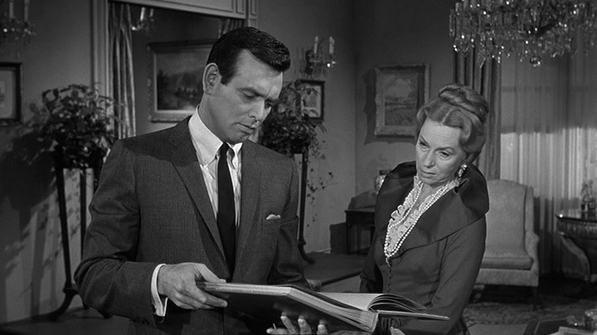 Classic Movie Ramblings: Twenty Plus Two (1961)