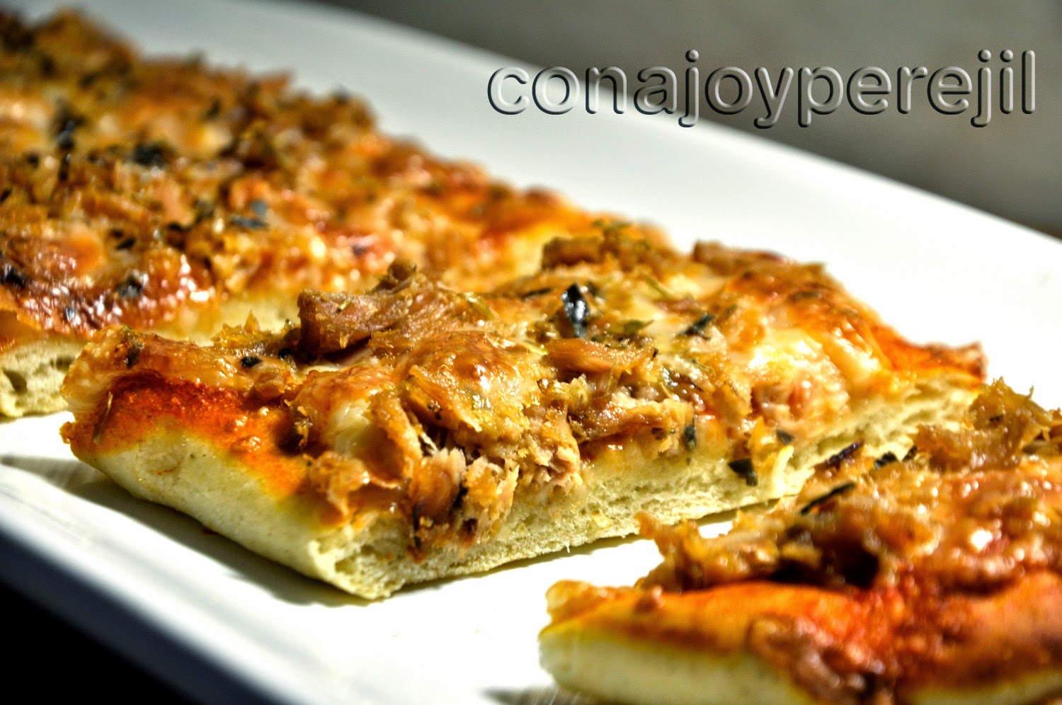 Pizza de atún ~ Con ajo y perejil