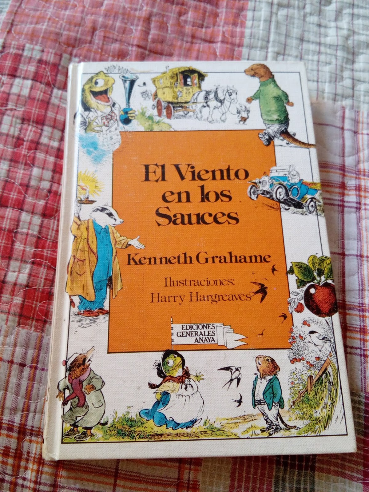 Hoy os traigo un clásico de la literatura infantil, que yo he conocido ...