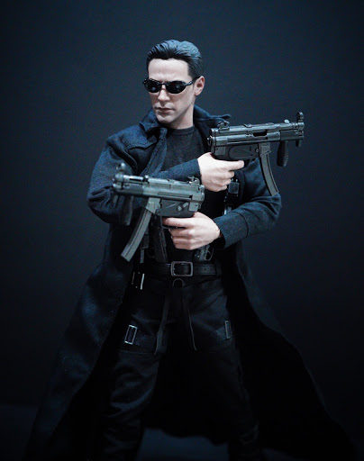 Alteregoistic - Toy Blogger: Hot Toys Neo from The Matrix ... ...