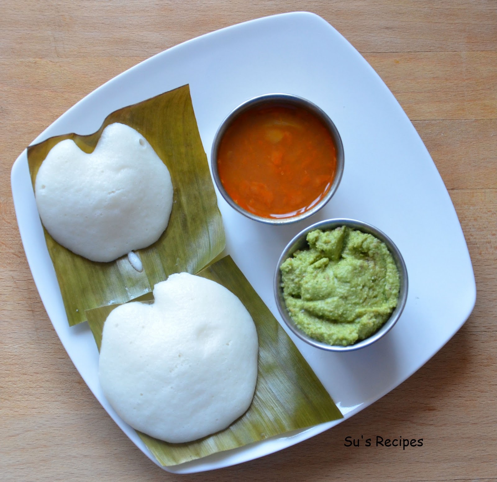Su's Recipes: Plantain Leaves Steamed Idli