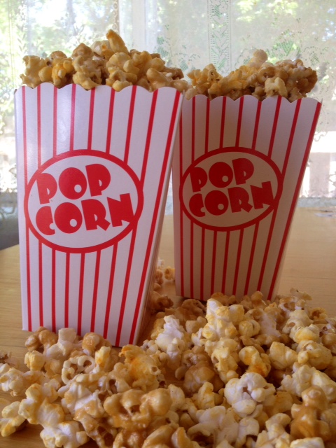 MorningNooNight: Chicago Mix Popcorn