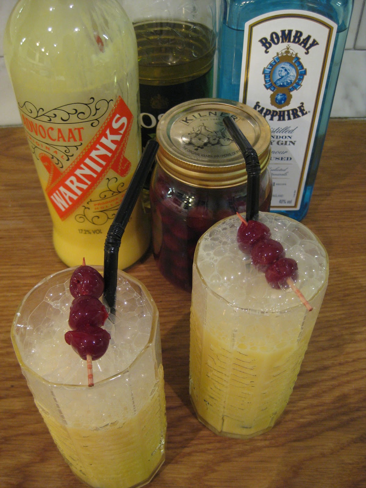 Myrtle And Merv's Home Bar: Friday Night Cocktail: Snowball (original)