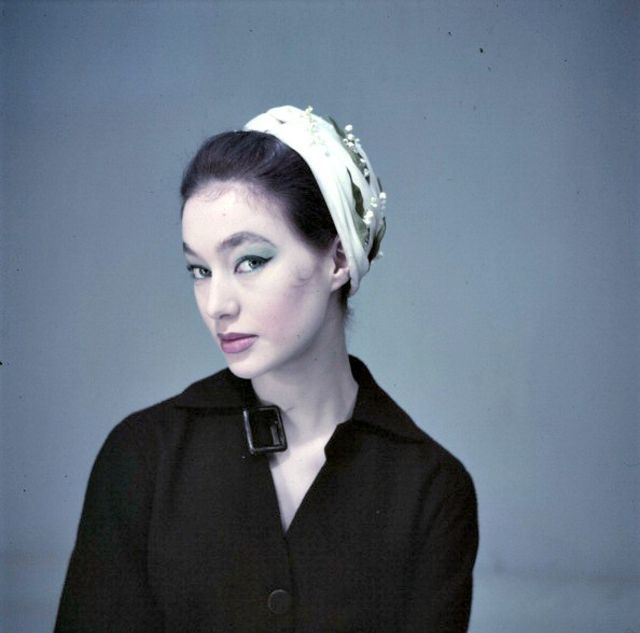 Stunning Fashion Photography by Walter Carone in the Early 1950s ...