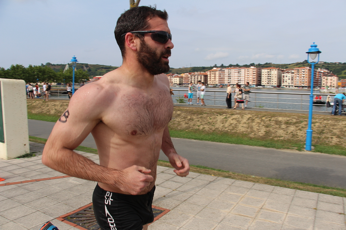 Fiestas | El primer winnerman en la ría registra la participación de ...