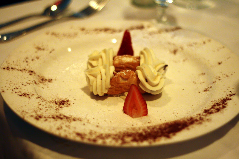 An Immovable Feast: Queen Italian Restaurant