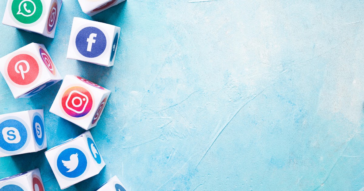 Add floating social media sharing buttons below Blogger post titles - Helplogger