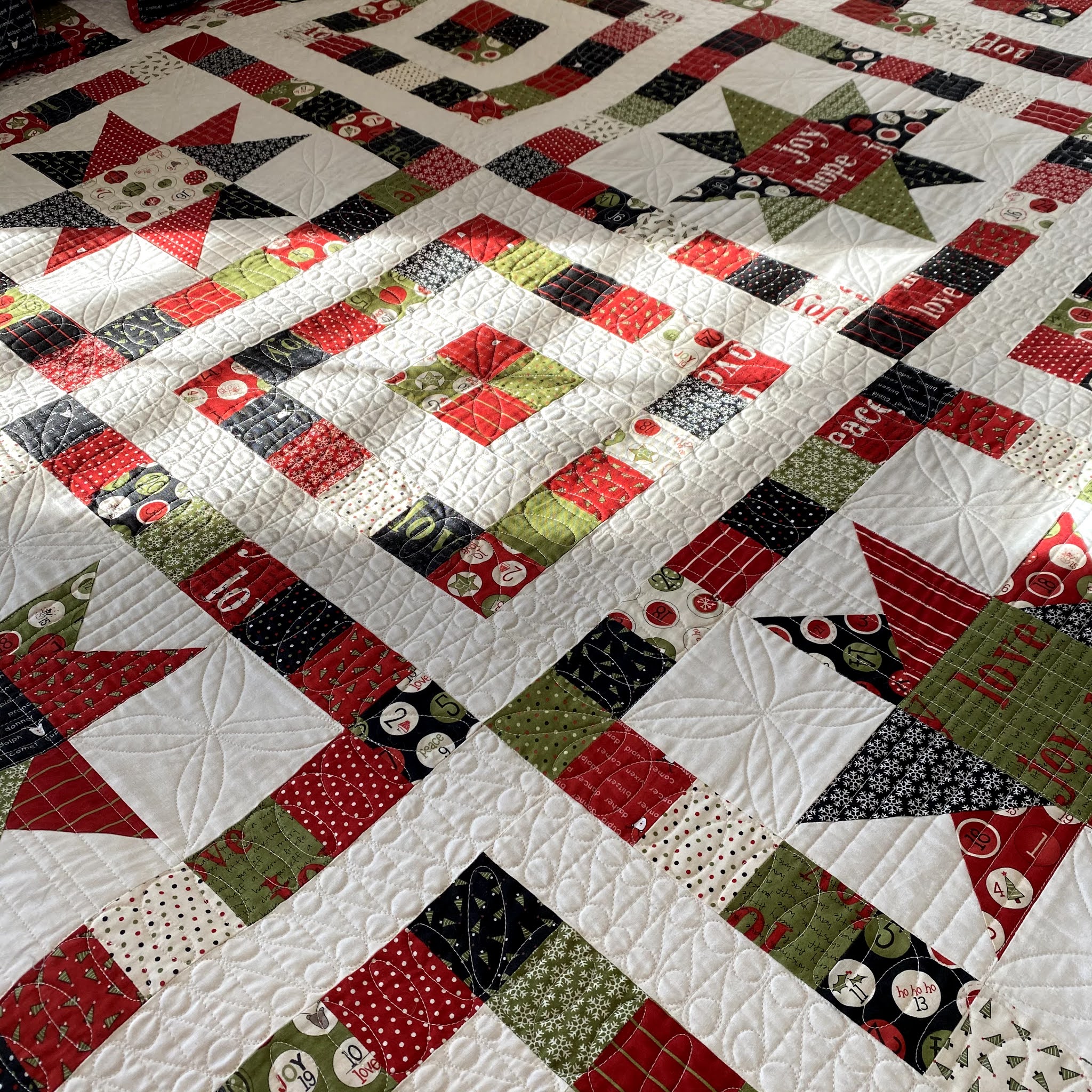 Cupcakes 'n Daisies: Some More Merriment and Merrily