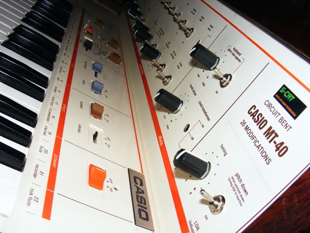 MATRIXSYNTH: S-CAT Casio MT-40 In the Making