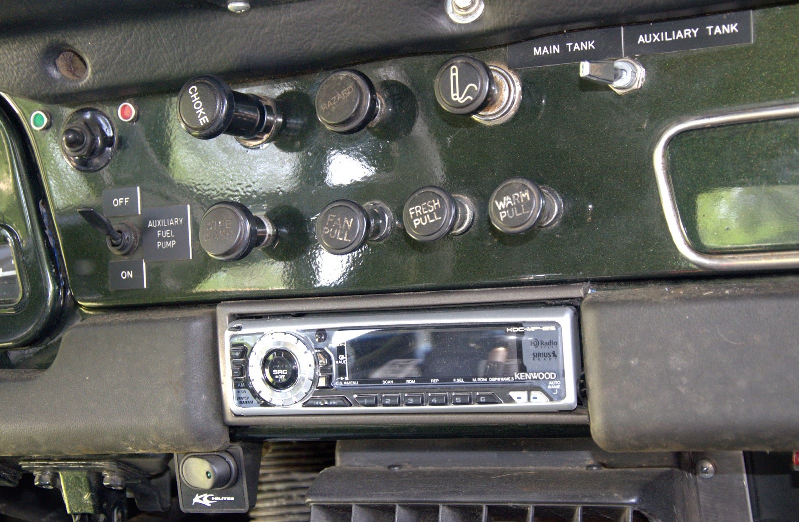 Theron Flatlee: Toyota - 1974 Land Cruiser FJ40