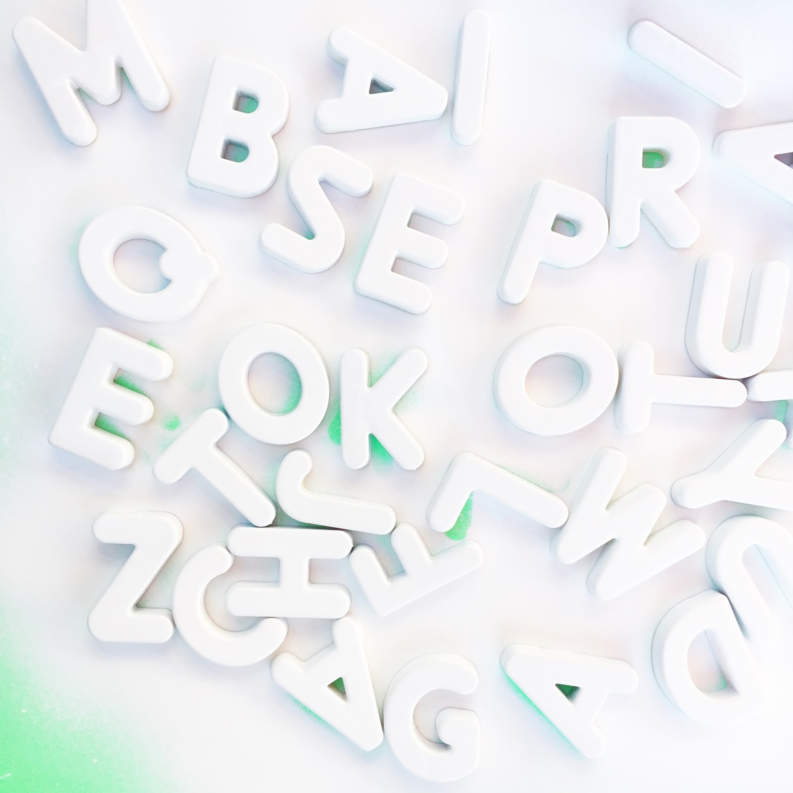 bright & bold: DIY Magnet Letters.