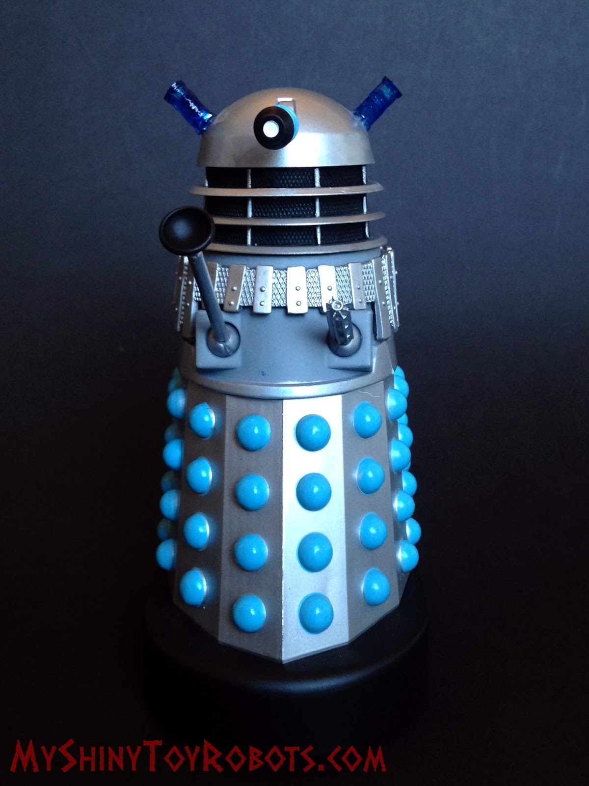 My Shiny Toy Robots: Custom Figure: 'Daleks - Invasion Earth 2150AD ...