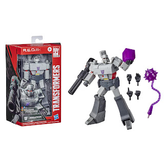 Transformers Red Soundwave and packaging non transformable figures by ...