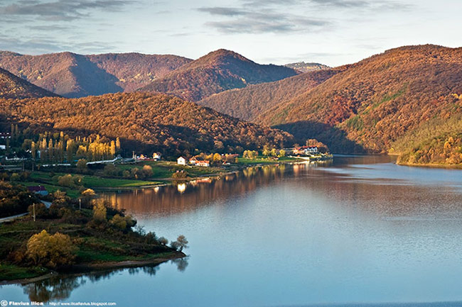 Cincis Cerna: Despre Lacul Cincis...