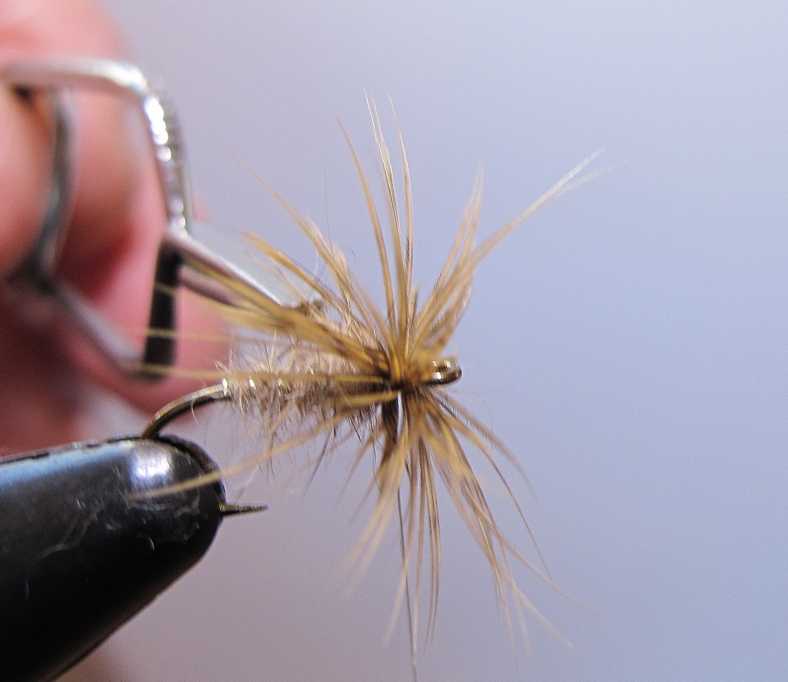 SOFT~HACKLE JOURNAL: Basic Method of Hackling a Soft-Hackle Fly