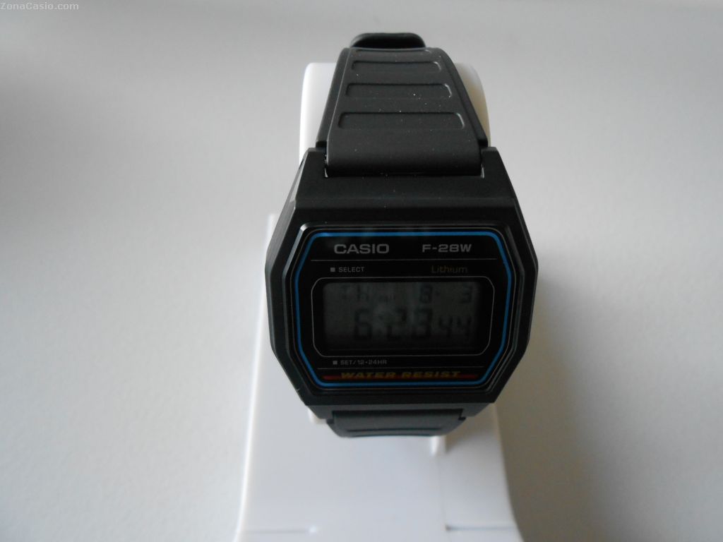 Zona Casio: Prueba: Casio F-28W, el pequeño gran olvidado