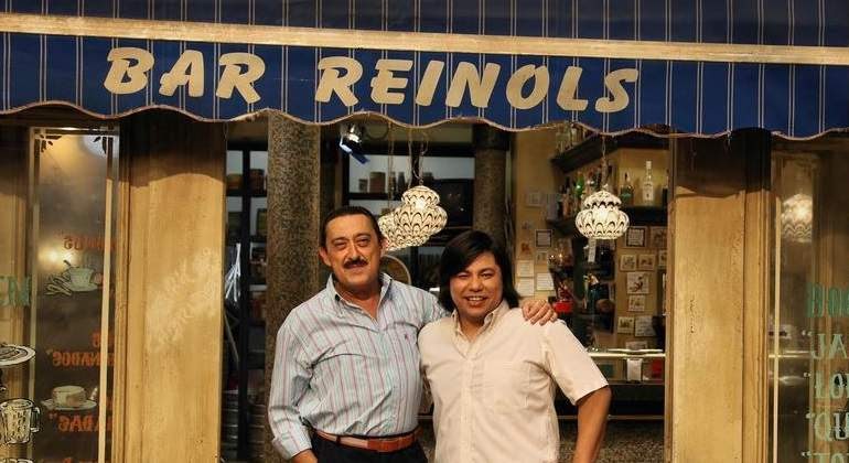 Lugares Emblemáticos de la TV Española: Bar Reinols (Aída)