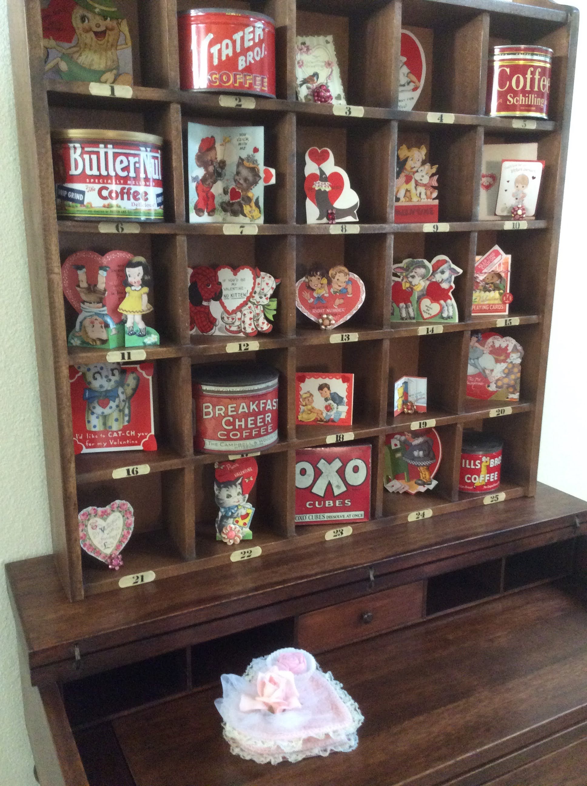 Fresh Vintage by Lisa S: Valentine Vignette and Recycled Heart box