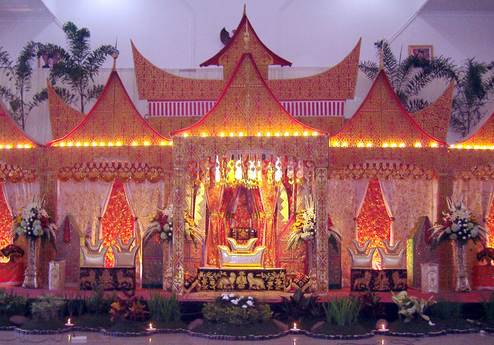 LABANA DECOR: Pelaminan Minang
