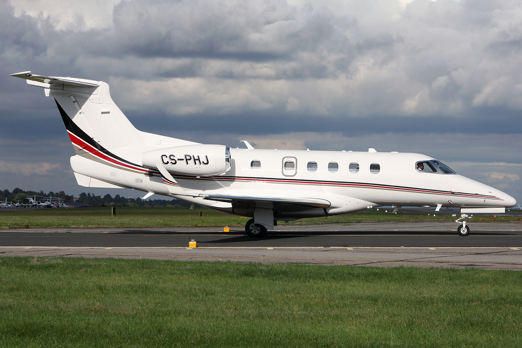 LONDON BIGGIN HILL AIRPORT EGKB/BQH IMAGES by Terry Wade: CS-PHJ E55P ...