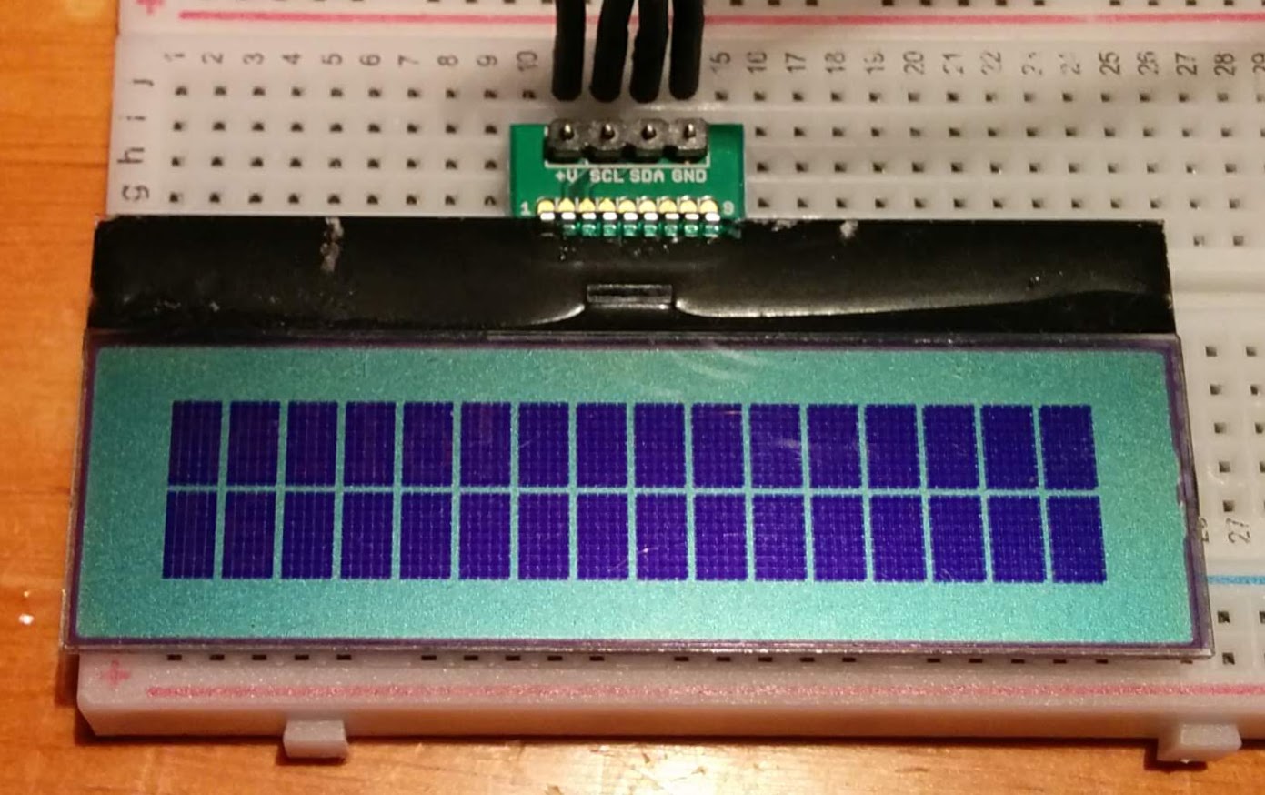 試行錯誤な日々: ST7032が載ったLCDをArduinoで動かしてみた