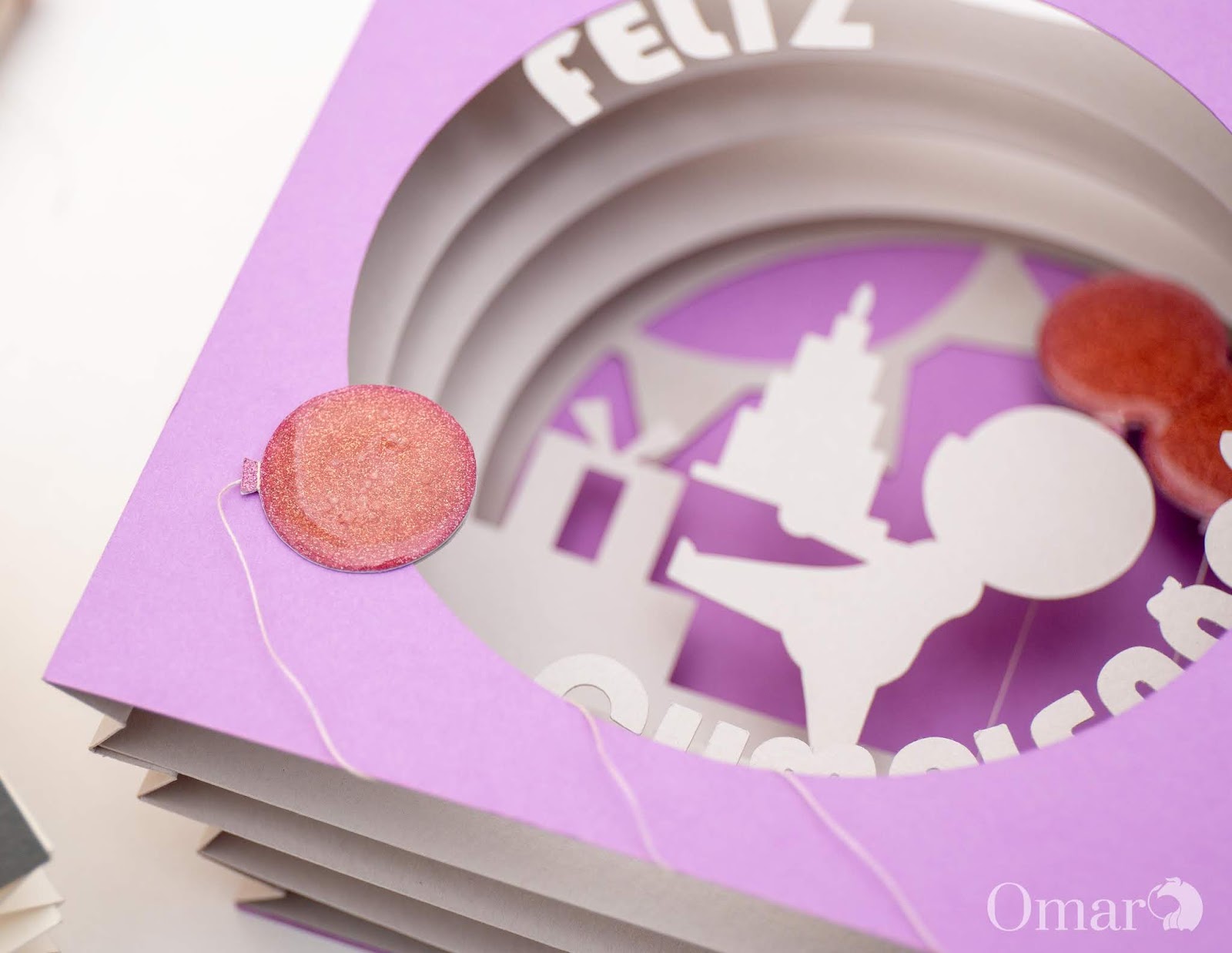 Awesome SVGs: Easy Birthday Tunnel Cards with Your Cricut Machine