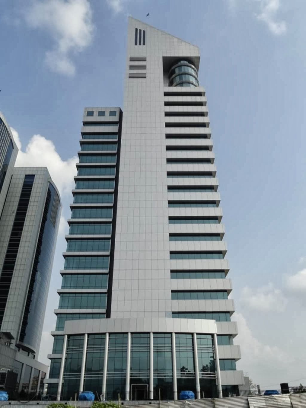 Telecom Tower Islamabad - Images n Detail