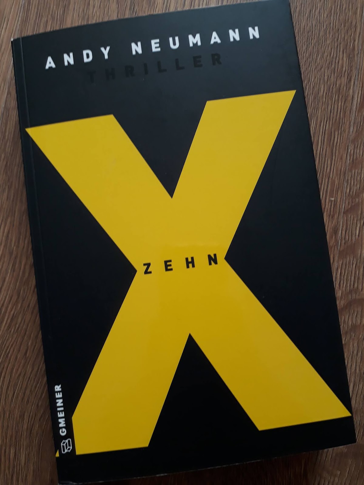 buch-leben: Serienkiller in "Zehn" von Andy Neumann