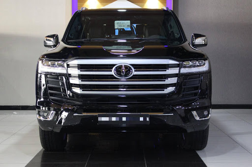 HEMALY: TOYOTA LANDCRUISER VX-R ( LC 300 ) 2022 Black (Available to Order)