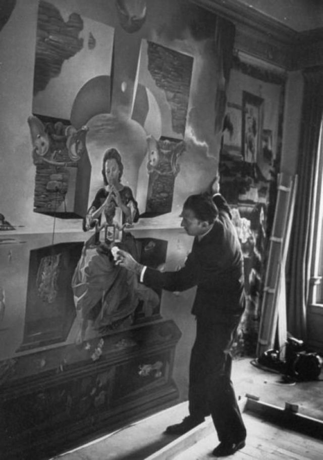 25 Candid Photographs of Salvador Dalí Painting in His Studio ~ Vintage ...