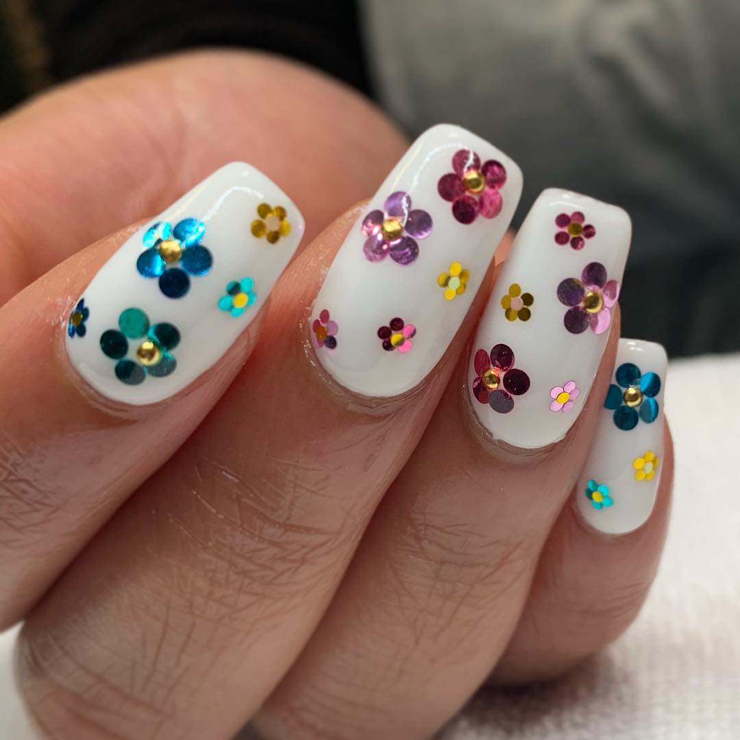 15 Manicures From Instagram To Take With You To The Nail Salon