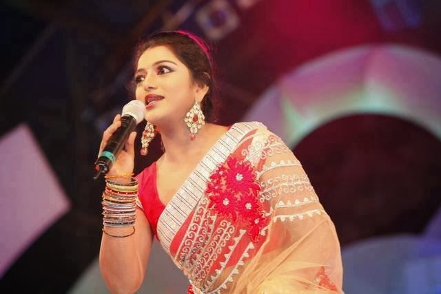 Meera Anchor Asianet