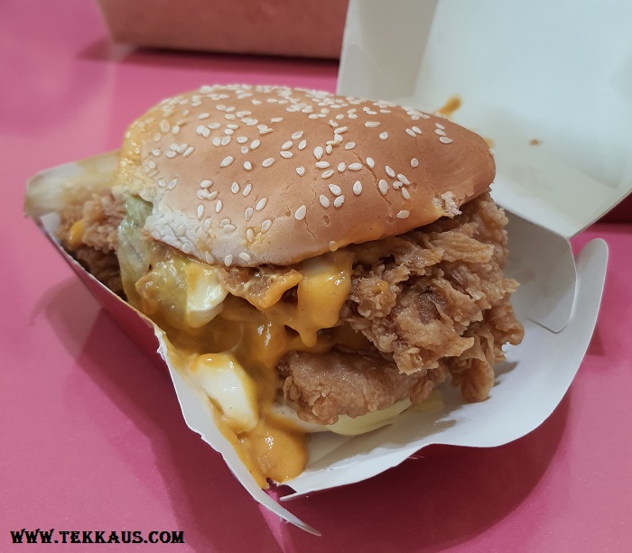 Nasi Atuk KFC, Zinger Stacker and Durian Balls For Dinner | Tekkaus ...