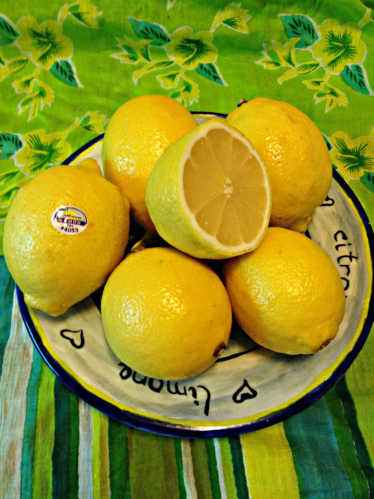 Postcard Pictures: Lemon, lemóni, limoni