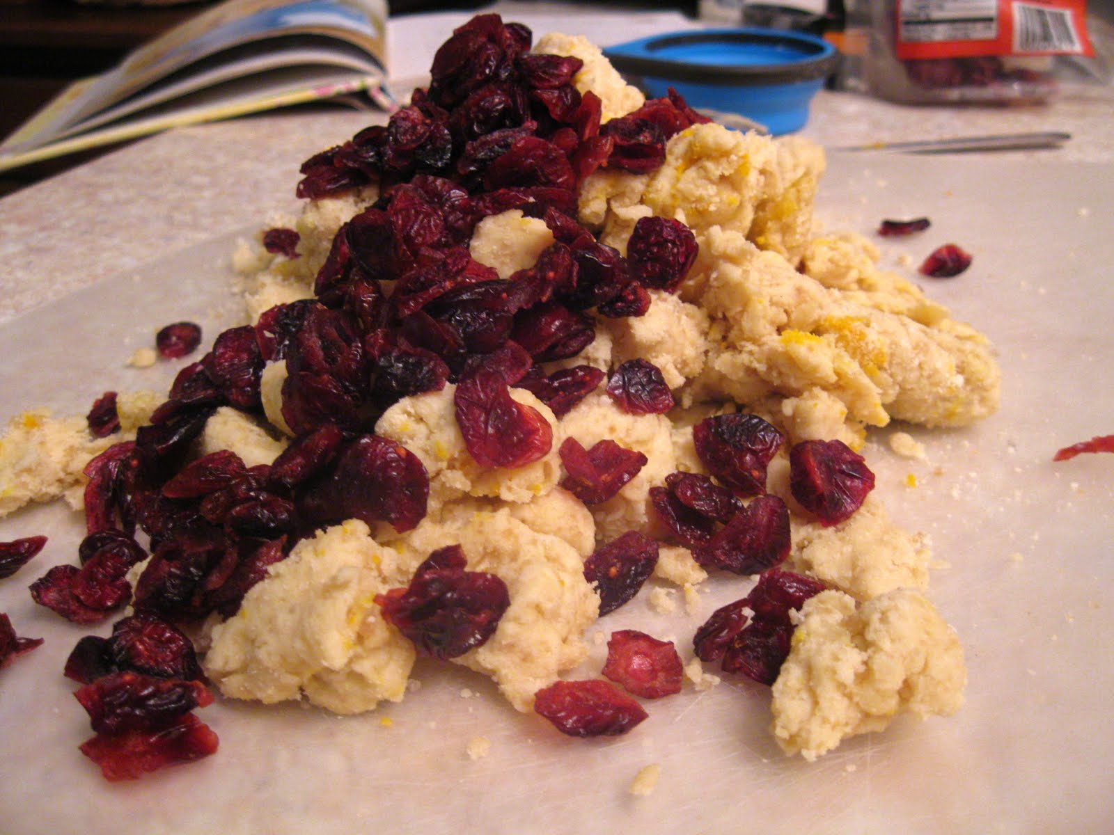 Nibbling Gypsy: Cosmo Scones