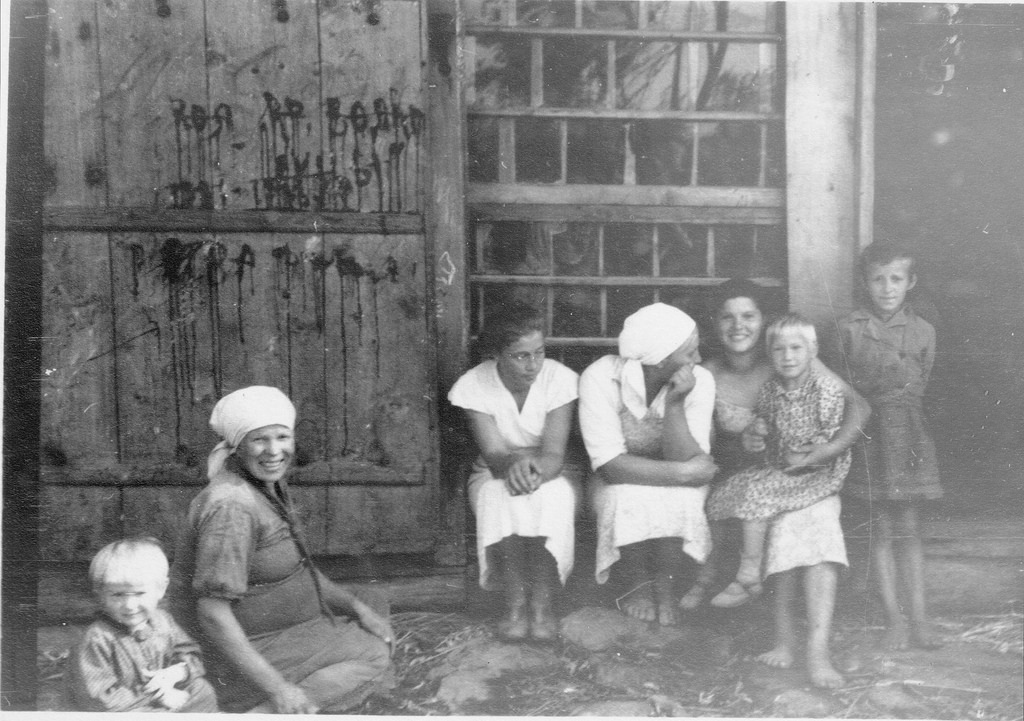 32 Vintage Photos Document Everyday Life of Soviet People During WWII ...