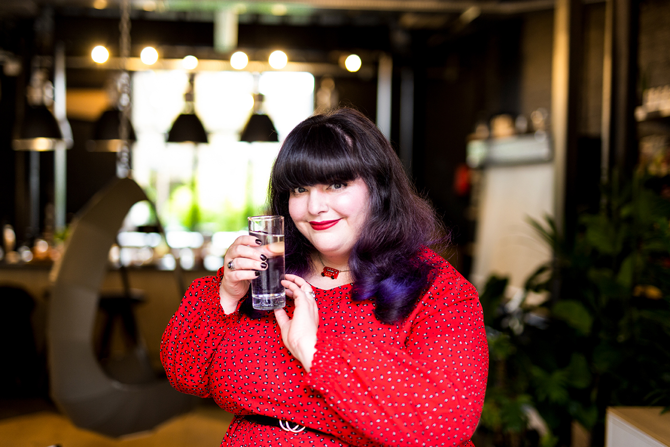 NAVABI - Plus Size Stock Images Royalty Free | diana@fashionlovesphotos.com