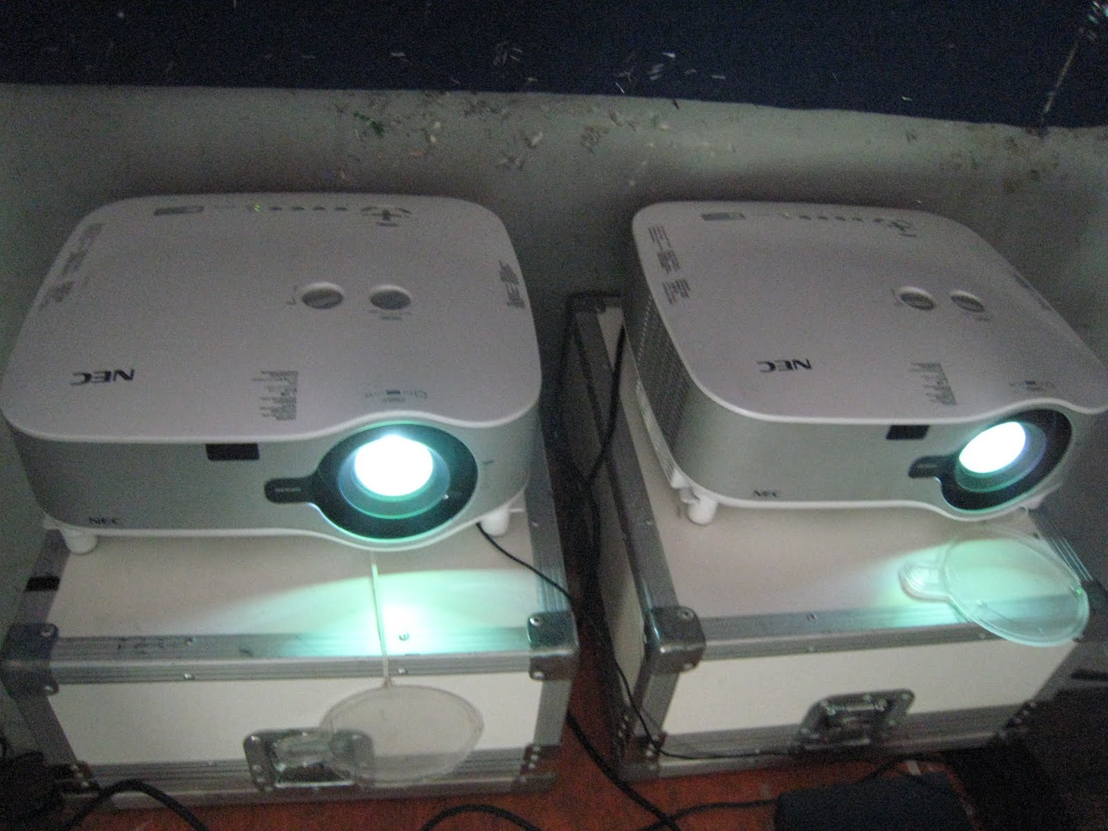 Projector Rental in Penang 012-428 0578 dQuest: Projector, LCD, Plasma ...