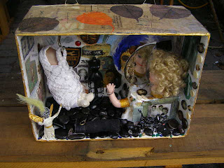 Little People Big Ideas: Life in a box...I love this idea...maybe we ...